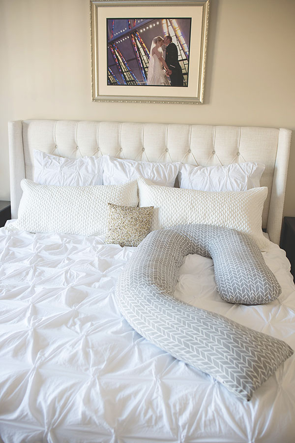 Bump Nest Review - The Ultimate Pregnancy Pillow - Modernly Morgan Bump Nest Review - The Ultimate Pregnancy Pillow - Modernly Morgan