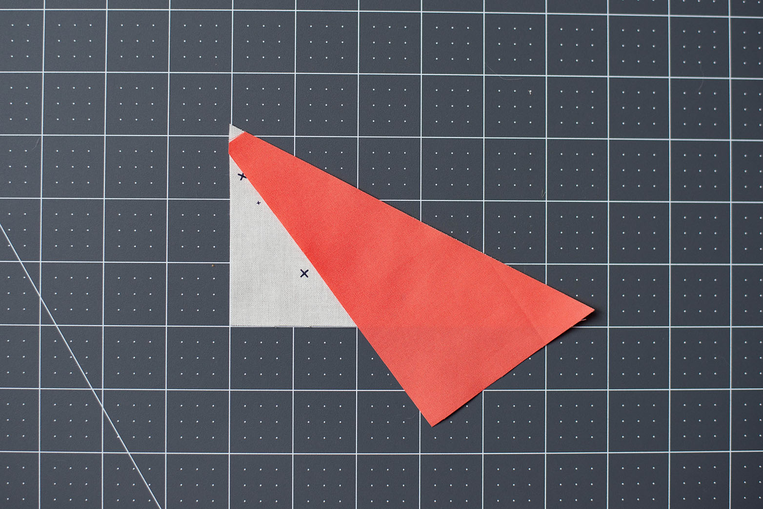 Easy Half Rectangle Triangles - HRT Tutorial - Modernly Morgan